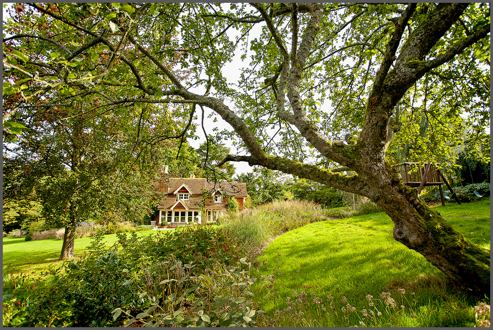 Interiors - Exteriors - frasermarr.com